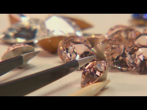 MN jewelry maker helps domestic abuse victims