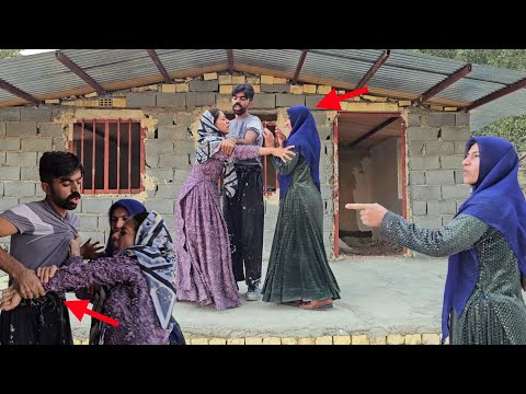The mother's efforts to normalize the life of a young nomadic couple.