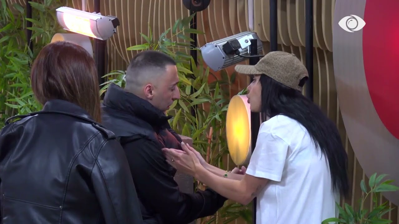 “Unë dua të bëj një lojë me ty o Ban…”/ Egli dhe Krisa mundohen të ...