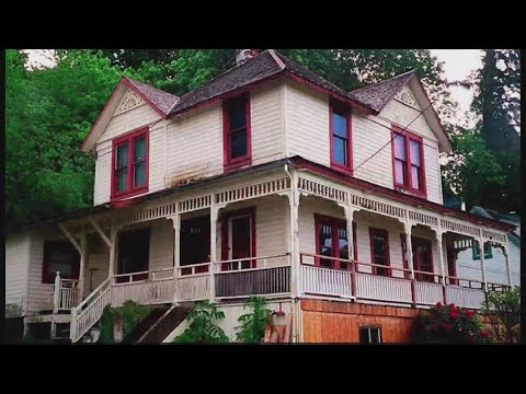 Superfan Who Bought The House from 'The Goonies' Movie