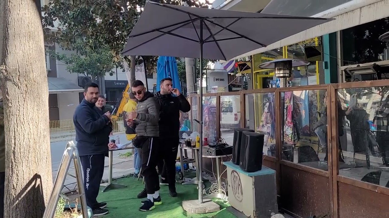 Ξεκίνησε το γλέντι με φαγοπότι, ψησταριές, μουσικές και πολύ…. τσίκνα ...