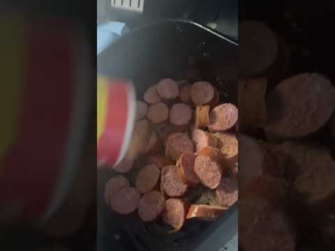 LETS MAKE SOME POLSKA KIELBASA 😋😋😋 #breakfast #polska