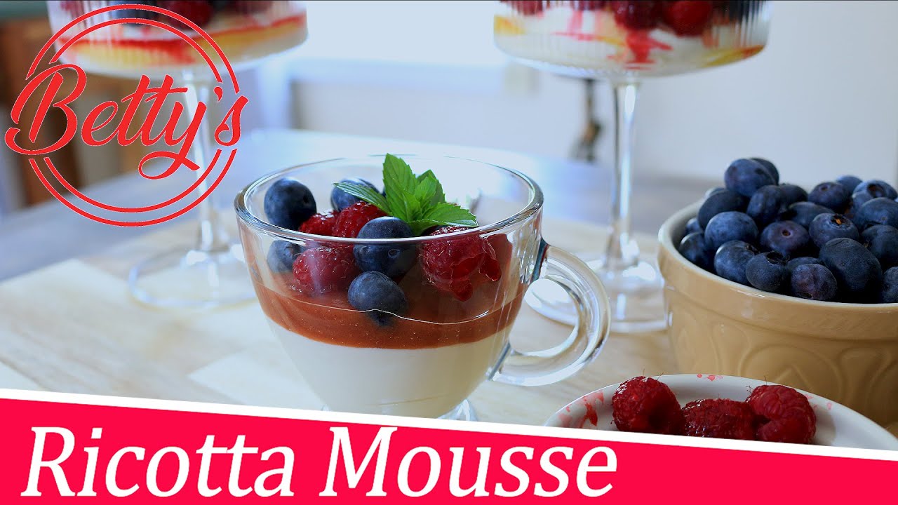 WHIPPED RICOTTA MOUSSE WITH SUMMER FRUITS