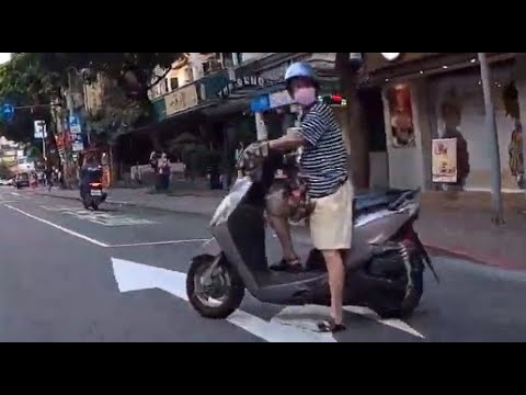 神騎阿婆我真的是搞不懂，這樣不行捏 | WoWtchout - 地圖型行車影像分享平台