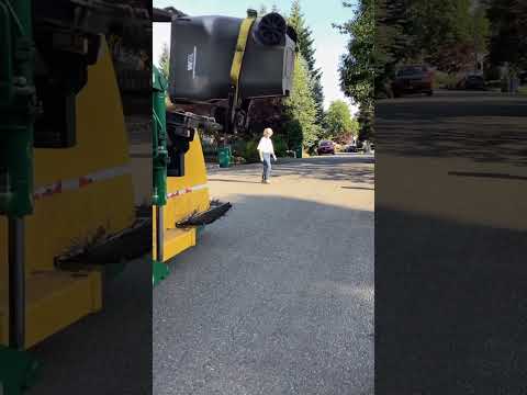 Roland dumping a SSI shafer looking can