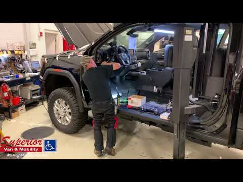 What is the Role of a Mobility Technician? Why You Should Come Work for Superior Van & Mobility?