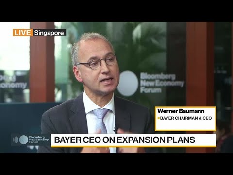 Bayer CEO Sees Labor Costs Rising in 2022