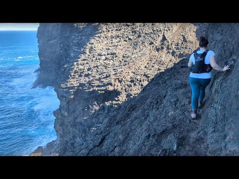 Crawler's Ledge - Kalalau Trail / Napali Coast (Kauai)