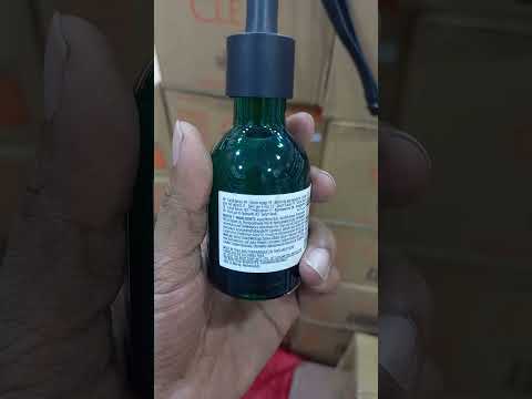 The Body Shop anti imperfection daily solution