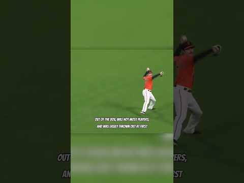 The Time Trevor Bauer Got Thrown Out at First From Right Field