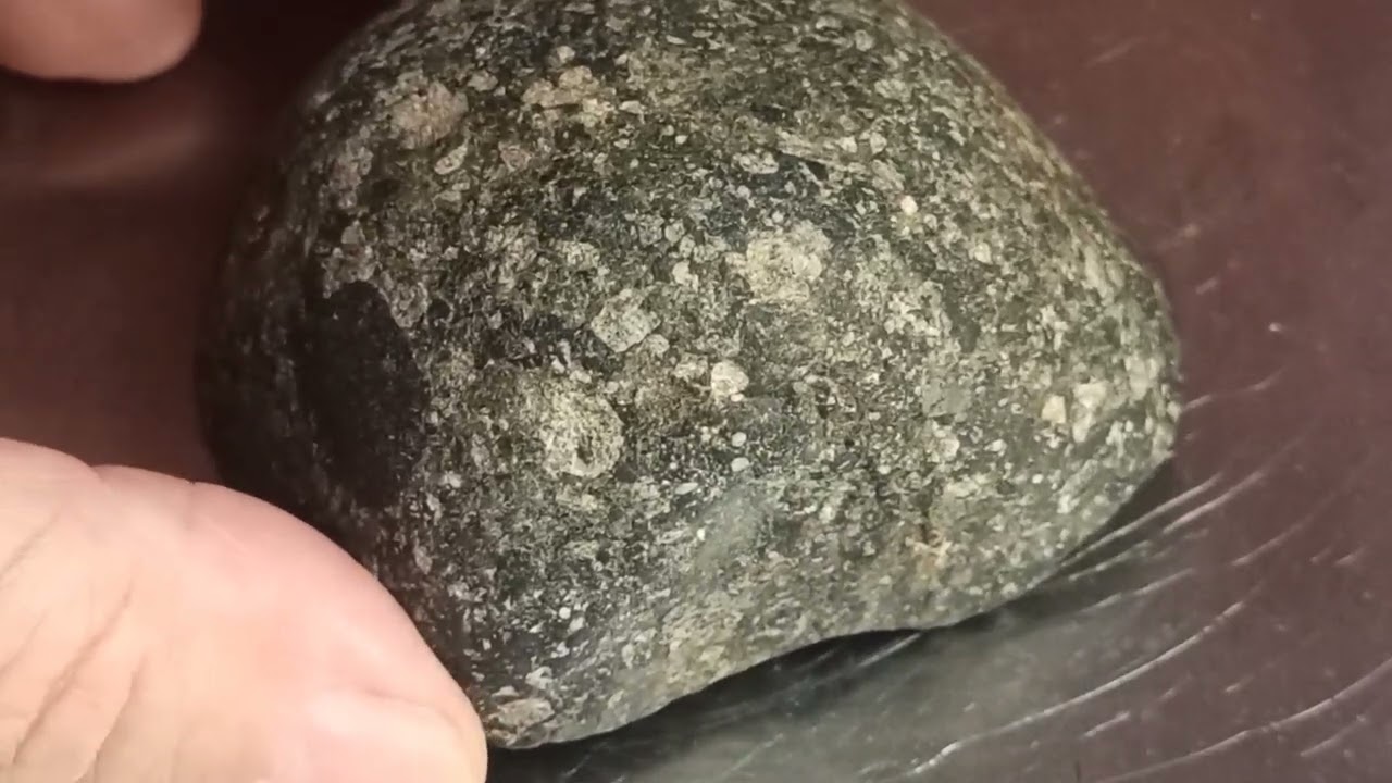 Carbonaceous Chondrite Meteorite/slightly attracted to magnet (unclassified)