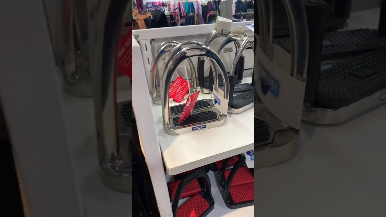 Kwik-out safety stirrups that I use on my English saddles. ￼ #horse #horseriding #equestrian