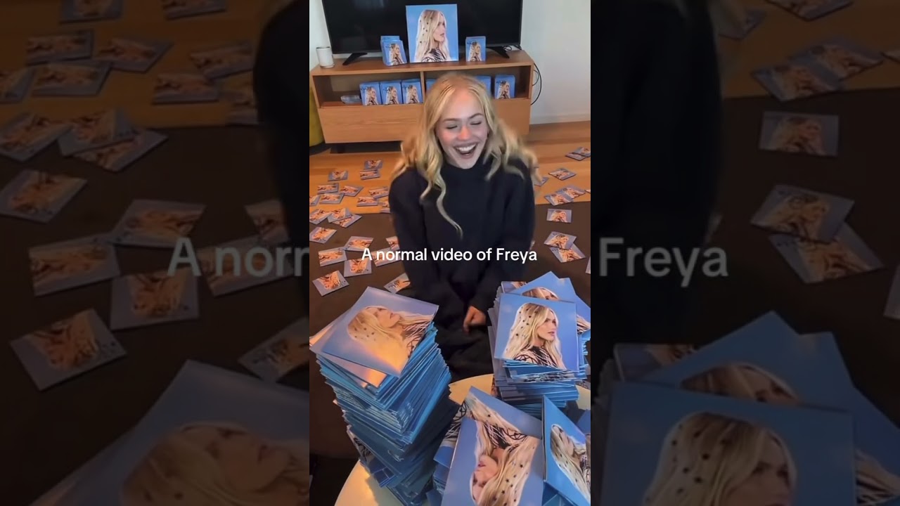 #freyaskye SHES SIGNING THE VINELS💙