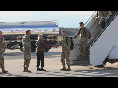 'They're all home!' | Maine National Guard members arrive in Bangor for Thanksgiving