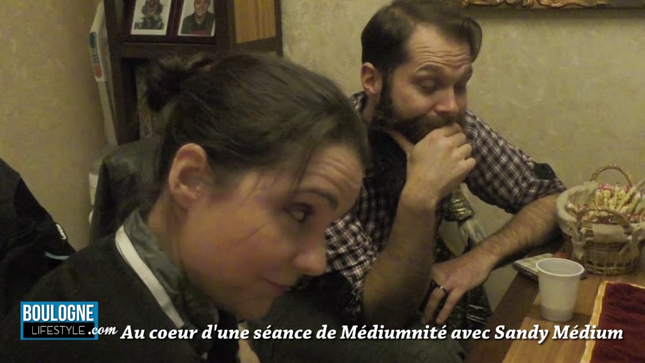 Une séance de médiumnité avec Sandy Medium