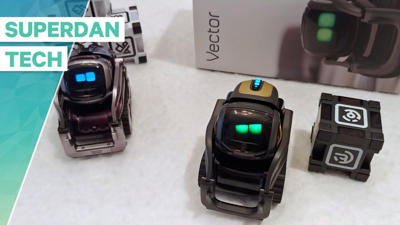 Anki Vector | Unboxing, setup and interaction
