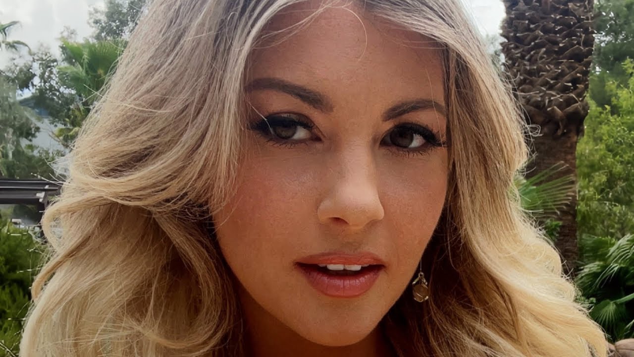 Kayla Kayden | The STAR who started in 2011 with more than 568 thousand fans on Twitter