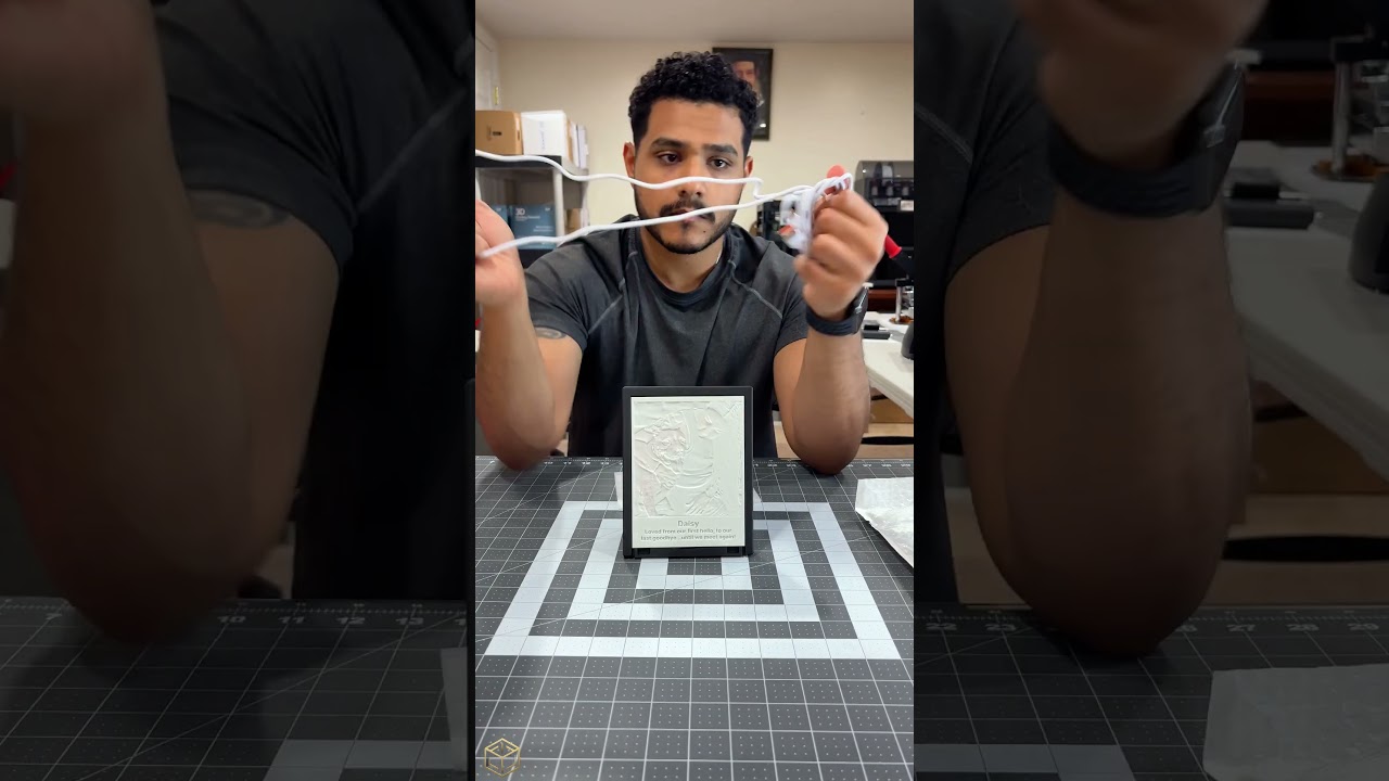 3D Printed Colored Lithophane Portrait with Pet | Bambu Lab P1S