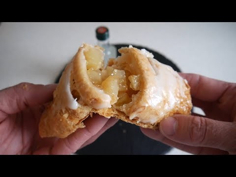 German Food Taste Test | Apple Turnover & Berentzen Saurer Apfel (liqueur) | Food & Drink
