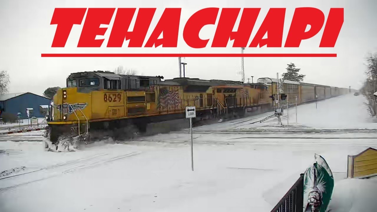 Tehachapi Depot Railroad Crossing - Live Webcam | GeoWebcams