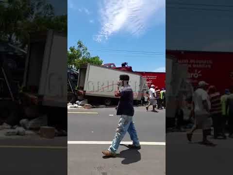 LO ÚLTIMO: Grave accidente de tránsito en carretera litoral, caserío Media Luna, el Presidio