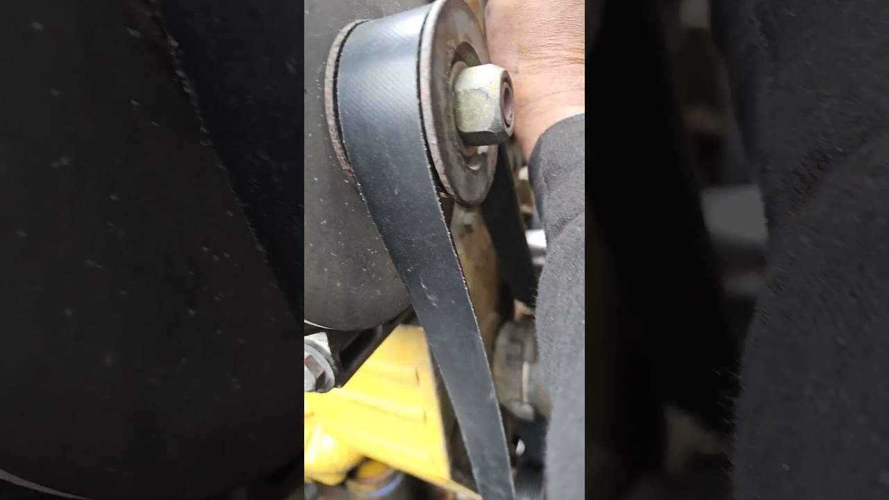 Caterpillar alternator belt replacement