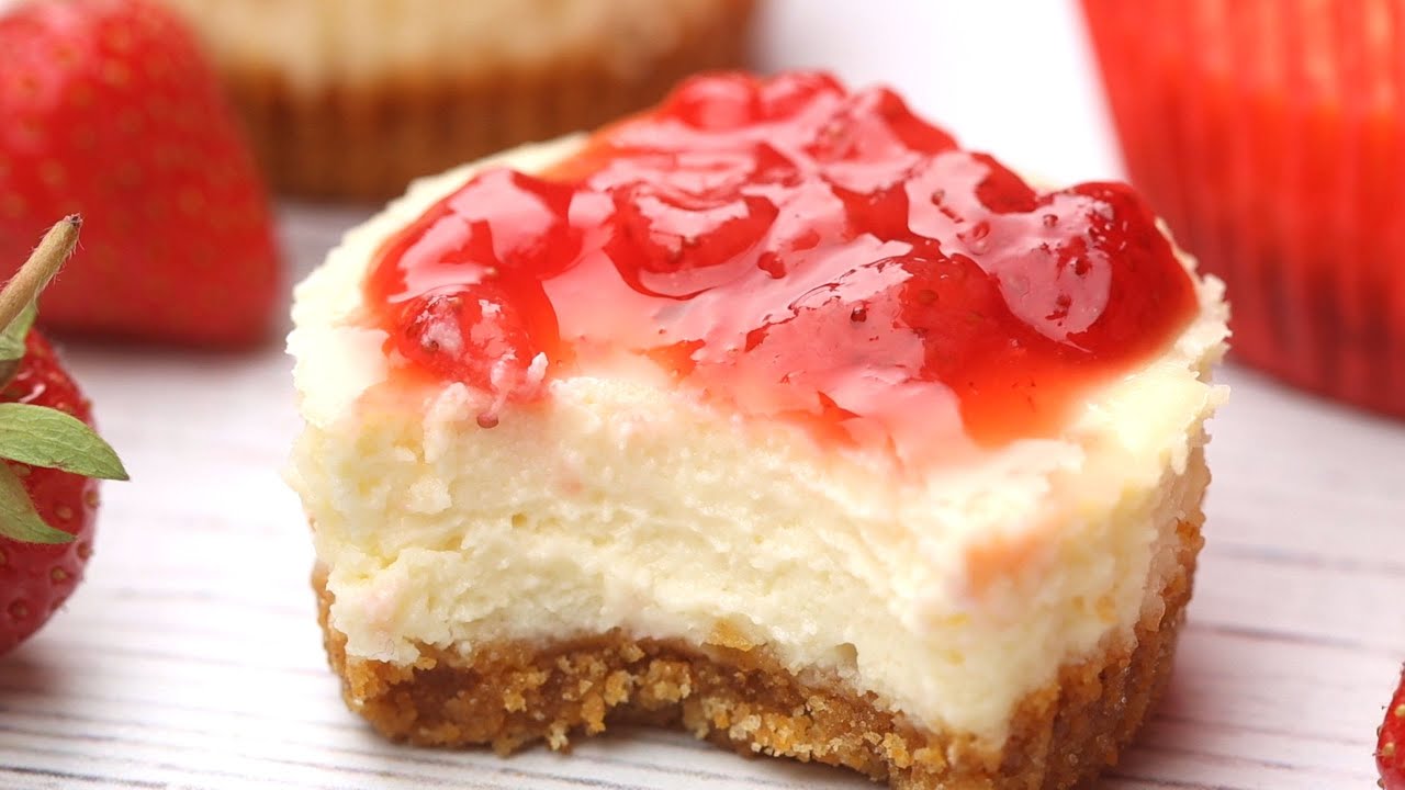 Easy Mini Cheesecakes