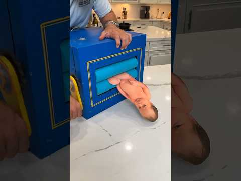 He shows the secret to the baby trick! 🤫