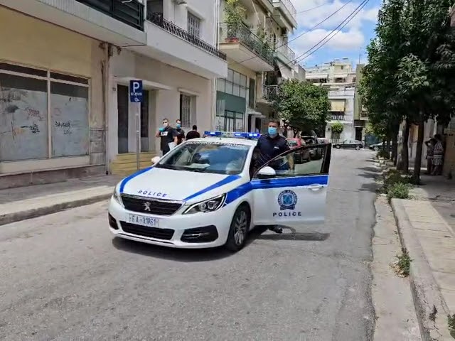 Μαρτυρίες σοκ από τους γείτονες για τη νεκρή στο Κερατσίνι: «Την έσπαγε ...