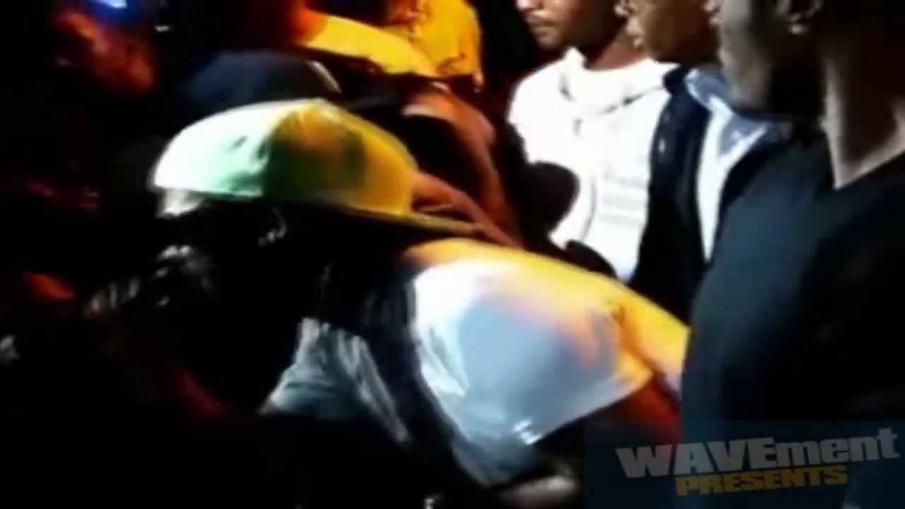 Max B - Lip Sing (Official Video)
