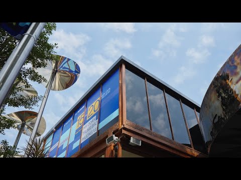 Chào đón sự ra mắt của Sun Life Flagship với chuỗi triển lãm nghệ thuật “ĐỦ”