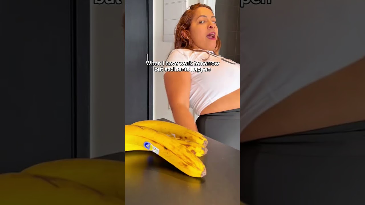This is the best night routine, right?#latina #mom #cute #relatable #shorts #latinamom #cutemodel