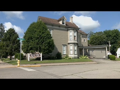 New Albany funeral home has license suspended after state finds 'dangerous conditions'