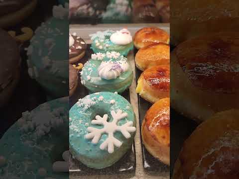 donut and croissant winter designs #buhayabroad #ofwksa #trendingvideo #donuts