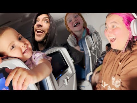 SURPRiSE TRAVEL DAY!! Barely Missed our Bags but made our Flight! Disney Crafts & Family Vacation!
