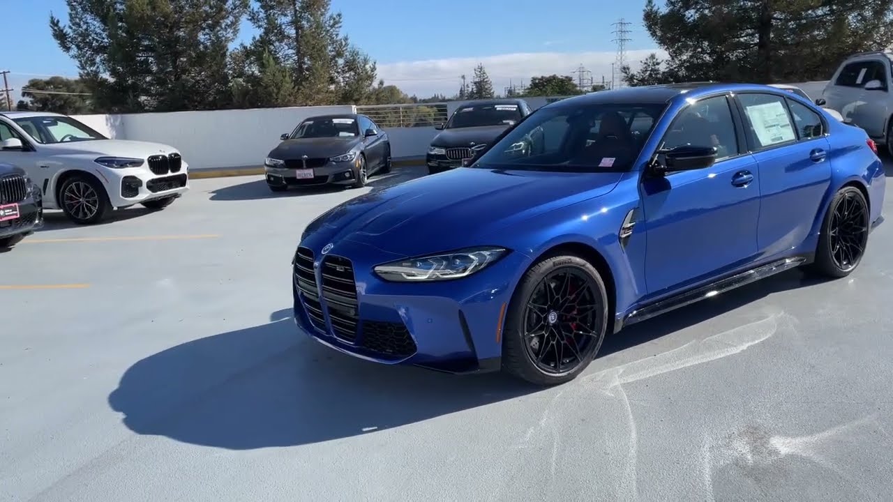 Tour the 2022 M3 Competition xDrive in Portimao Blue | 4K