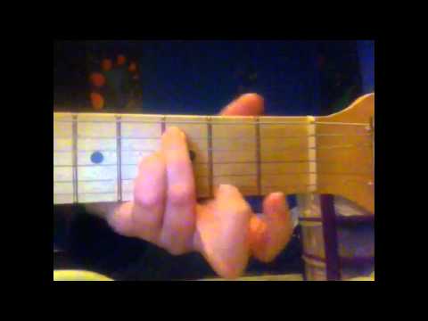 How to play space Invaders theme on guitar