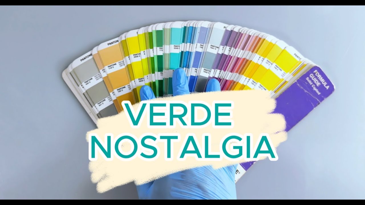 PANTONE 3262C
