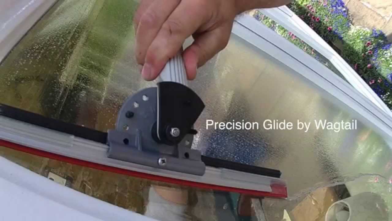 Man Vs Squeegee - Liquidator, S Plus & Precision Glide - Trailer