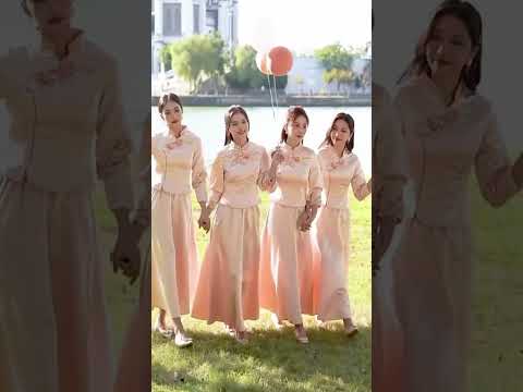 Feminine Pink Chinese Bridesmaids Dress