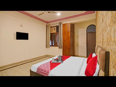 live on NOD2130, Noida, India | Travel Deewane