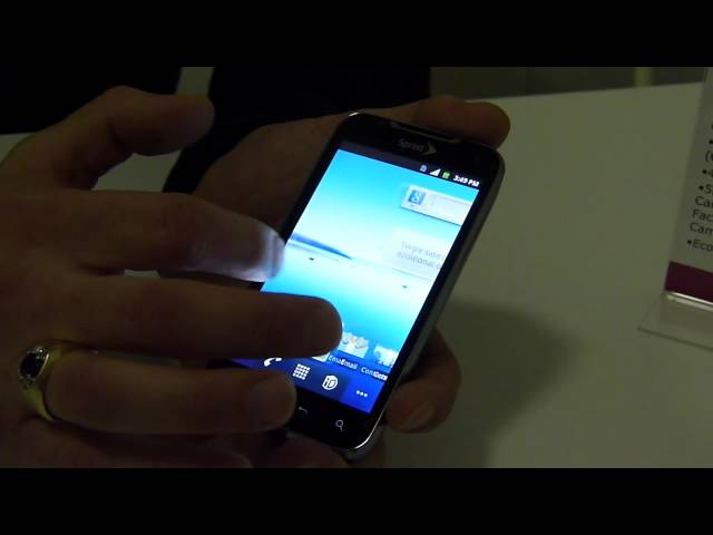 LG Viper hands-on - PhoneArena