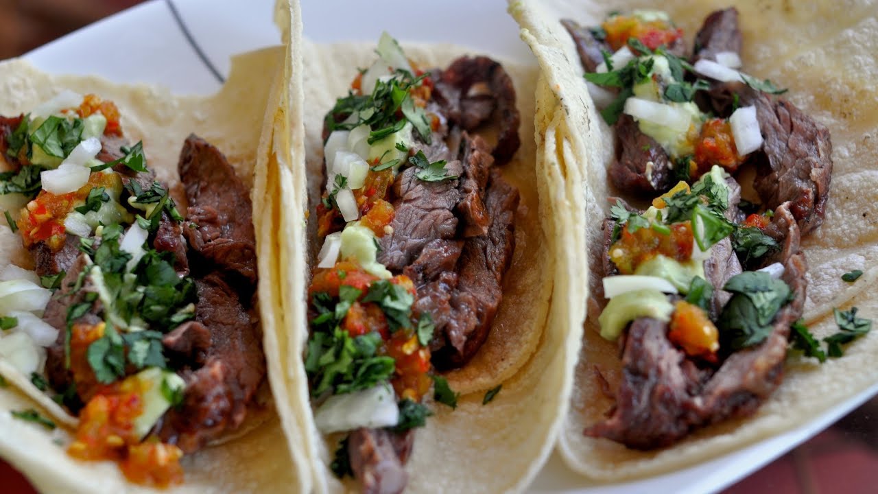 Carne Asada Tacos Recipe / Tacos de Carne Asada