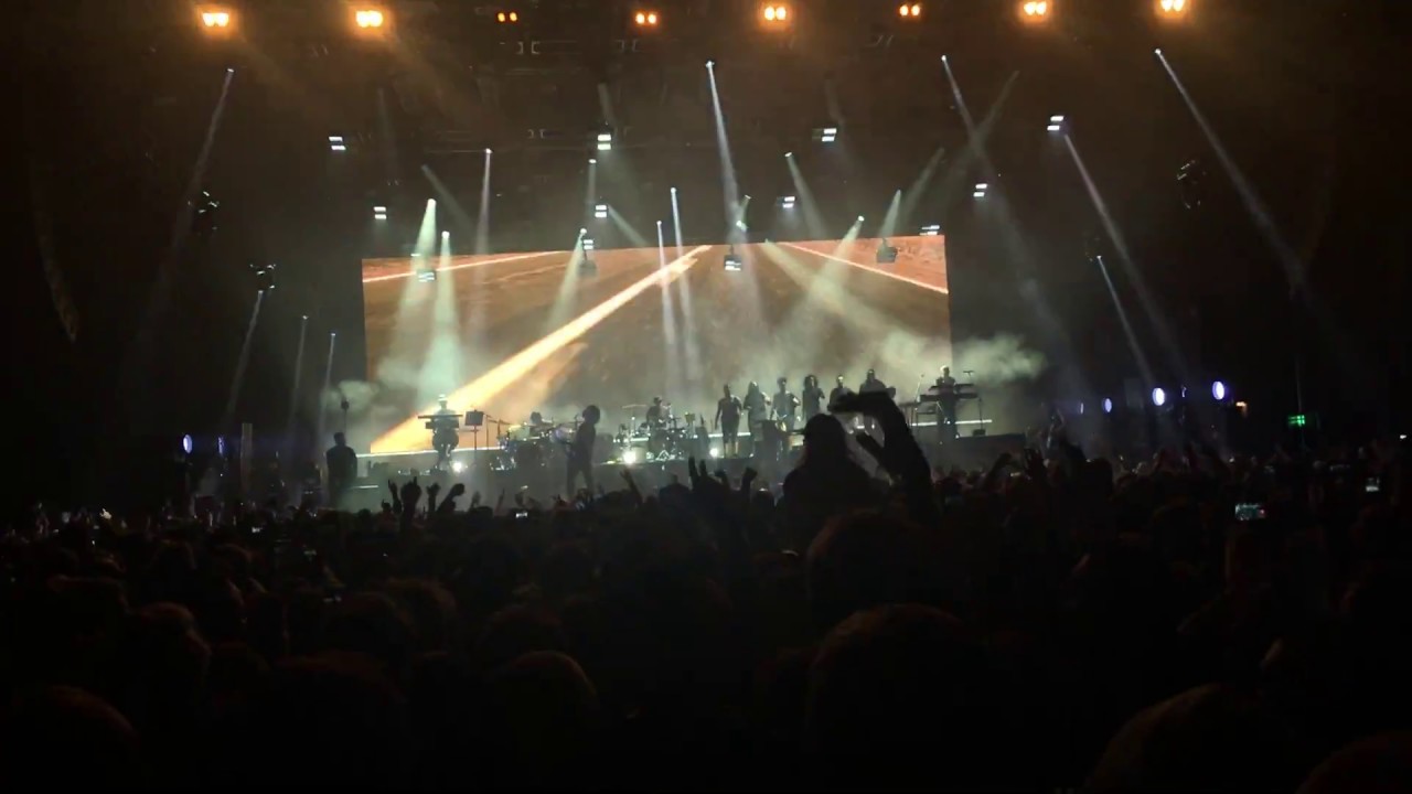 Gorillaz - Stylo - HUMANZ TOUR 2017 - Mitsubishi Electric Halle