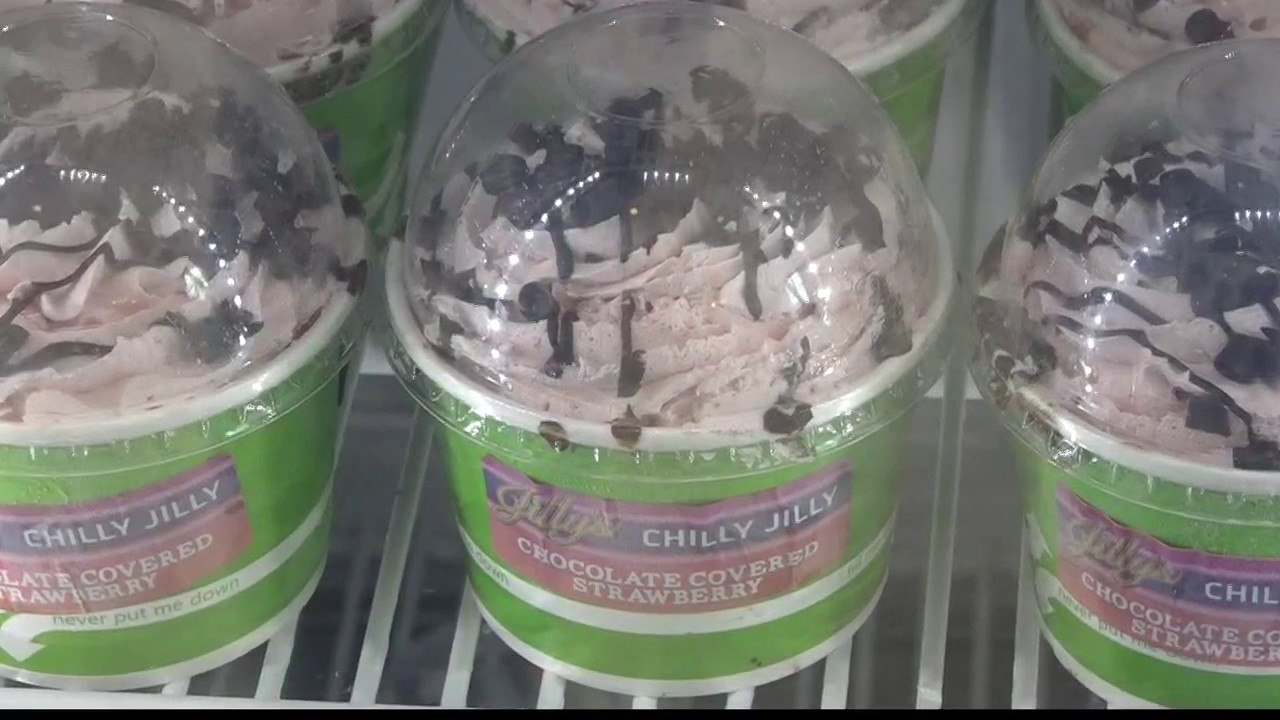 Jilly's Cupcake Bar & Cafe now open in Edwardsville, IL