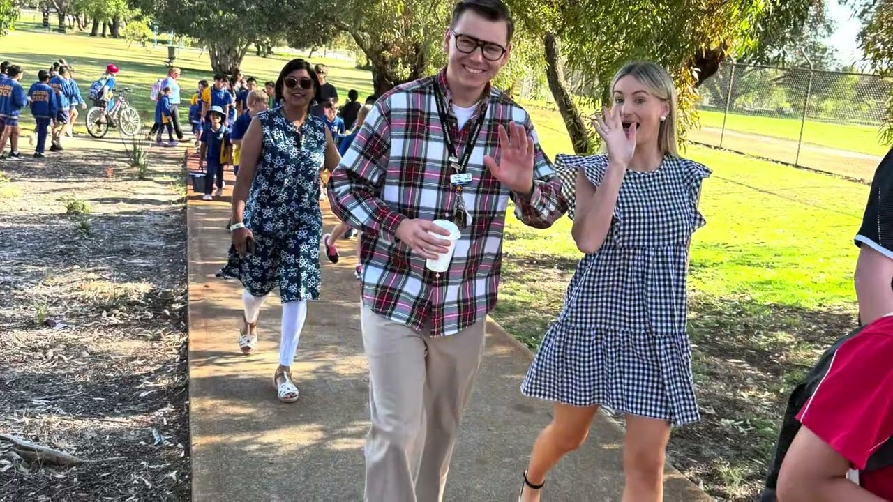 Walk in to School with Ms Doig