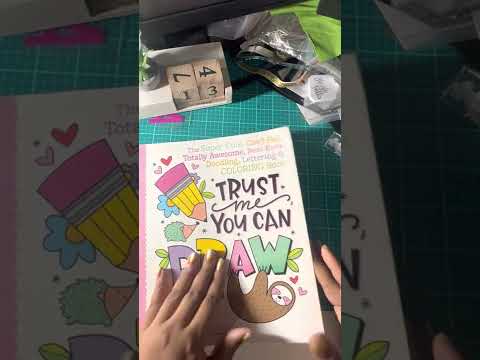 All of my handwriting/handlettering/calligraphy/brush lettering books