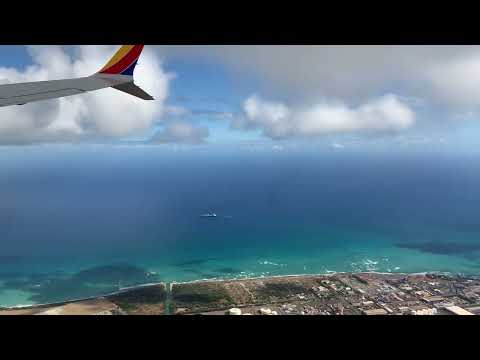 Flying into Honolulu International Airport Oahu Hawaii | Beautiful Aerial Views of Hawaii ๐๏ธโ๏ธ๐ง