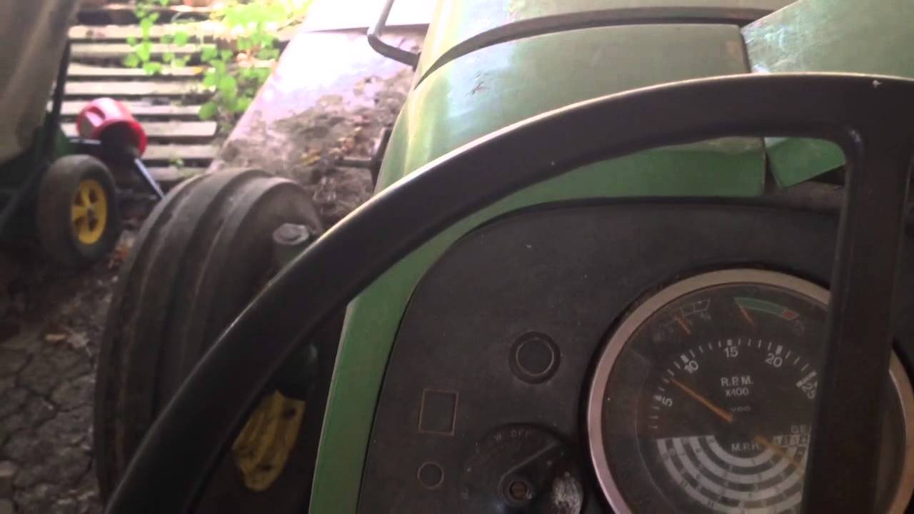 John Deere 2155 startup