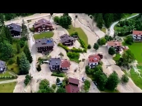 Et jordskred rammer en by i Italien: Kraftige storme vil ikke give slip